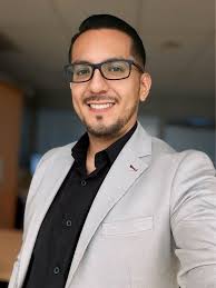 Michael Zambrano Email address & phone number | Analista Informático 2 ...